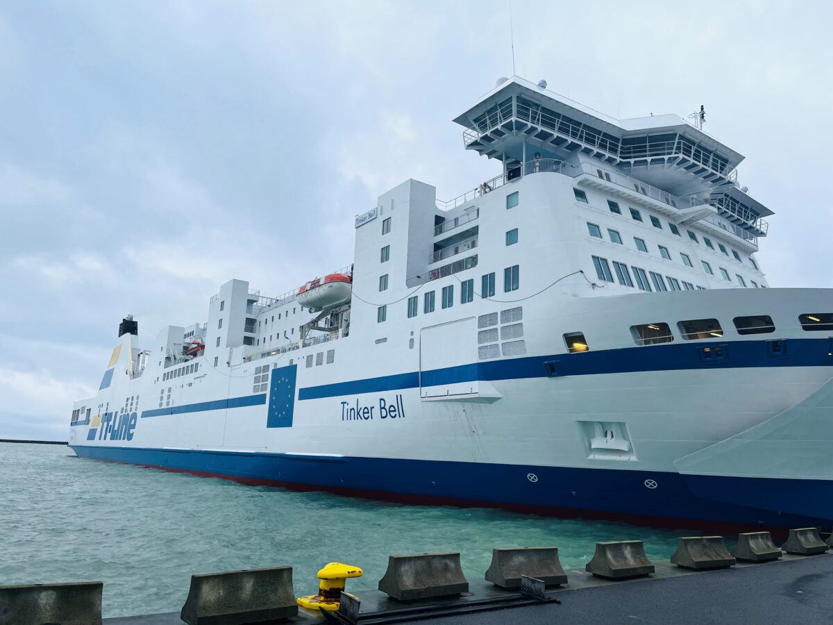 Welcome to Port of Trelleborg Tinker Bell - Trelleborgs hamn ...