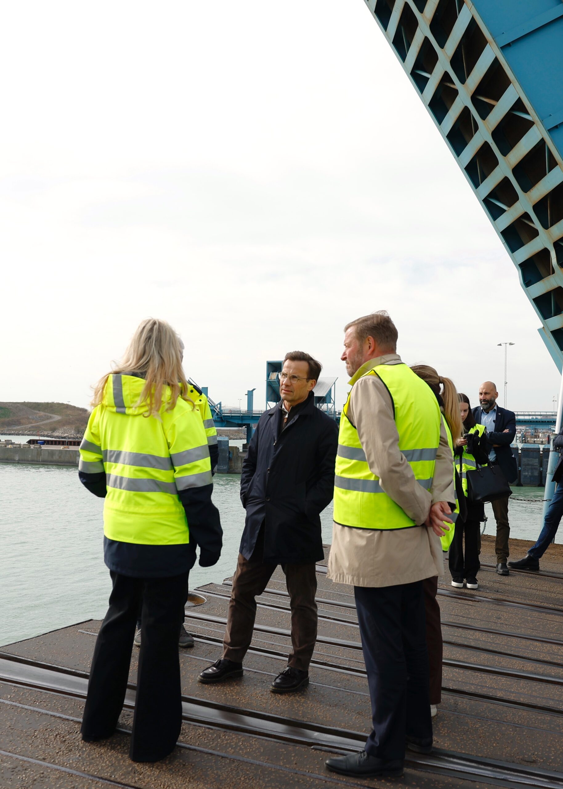 The Prime Minister Ulf Kristersson visited the Port of Trelleborg ...